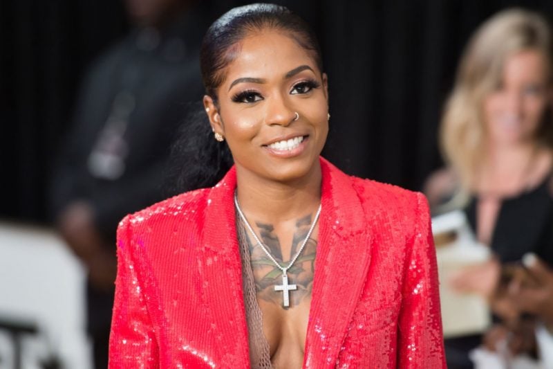 HoodCelebrityy Rides The Classic 'Bookshelf Riddim' In A Dollar Van ...