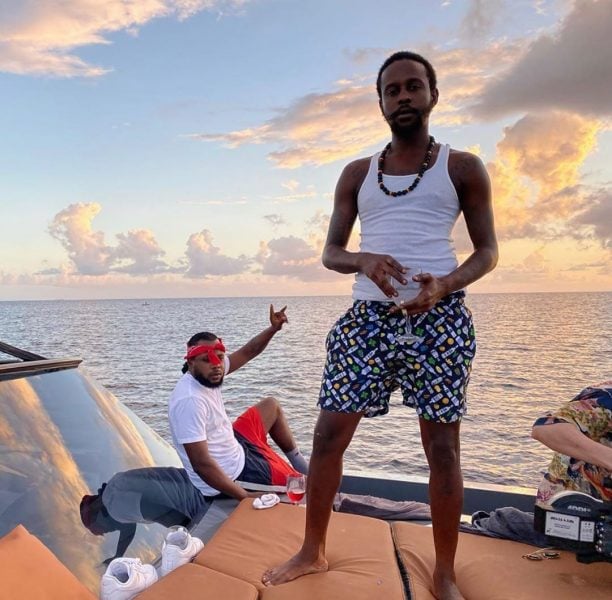 Drake And Popcaan Living It Up In Barbados During Yacht Party ...