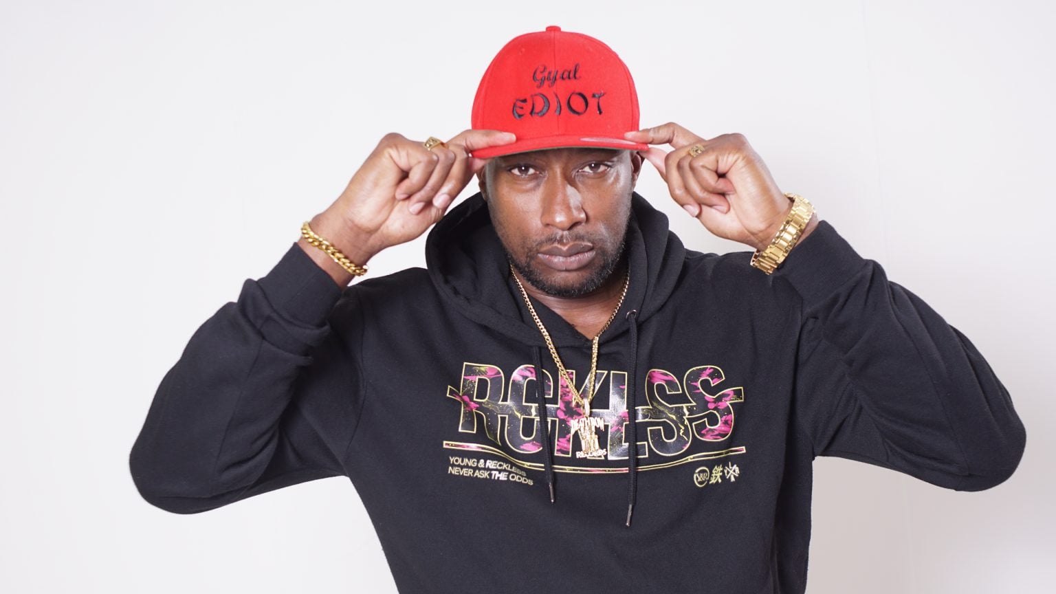 Gyal Ediot Drops 'Kut Dem All Off' Single - DancehallMag